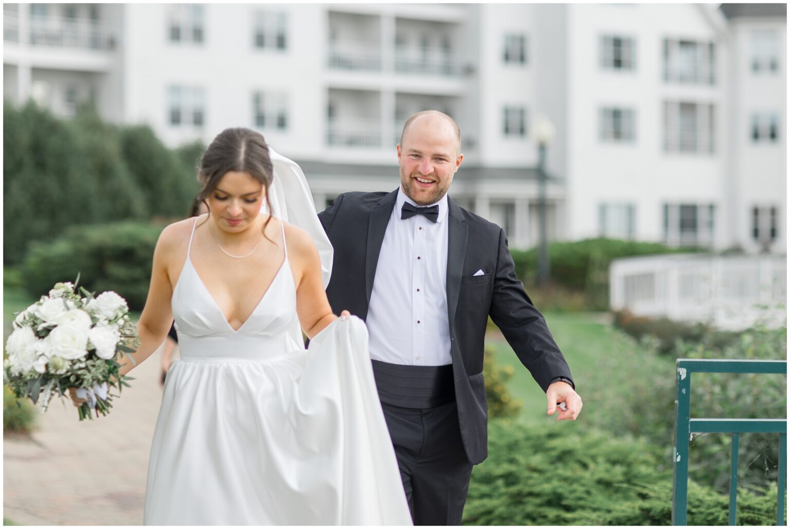 Wedding at The Osthoff Resort || Sheboygan Wedding Venues